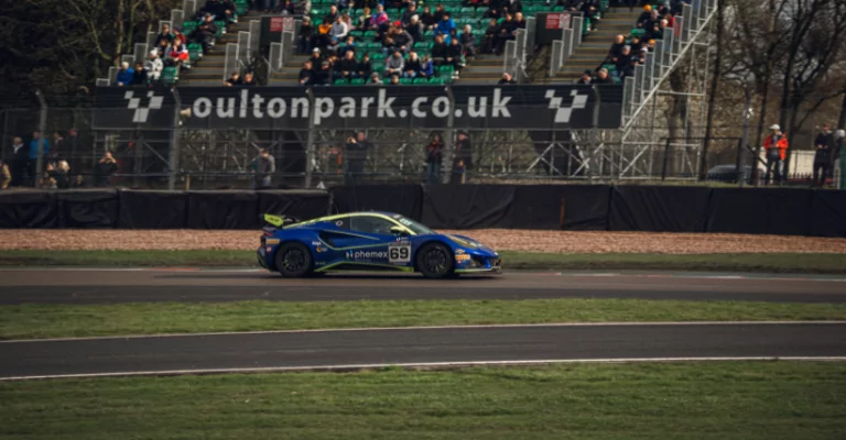 Mahiki Racing Lotus GT4 Race Team Home