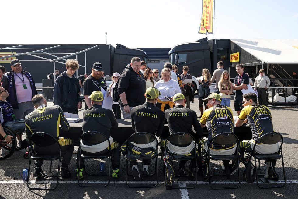 Silverstone 500: Pole Position and Front-Running Pace for Mahiki Racing ...